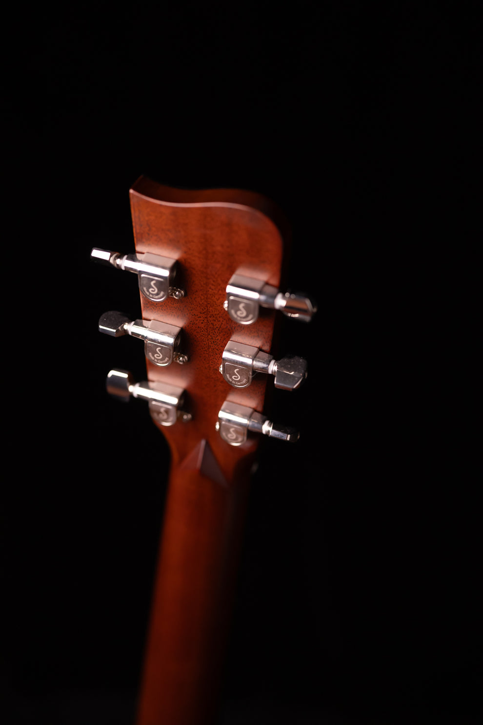 Gallagher Jim Hurst Signature Model #8 of 25 Adirondack/Mahogany – The ...